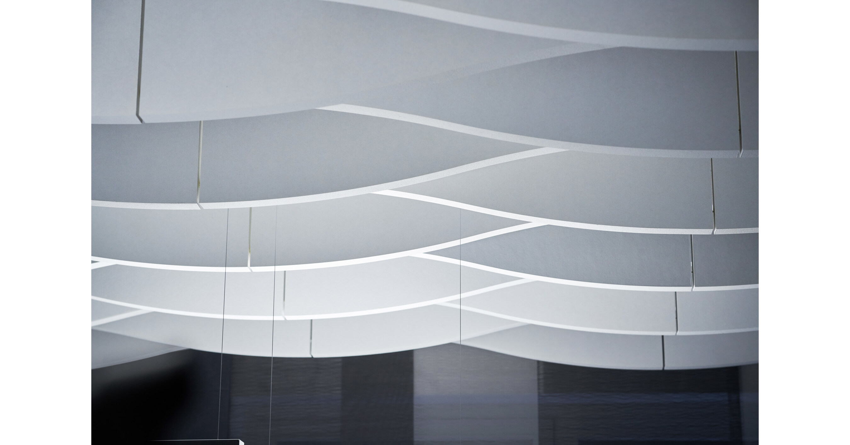 New Contour™ baffles from Rockfon® combine beautiful aesthetics and superior acoustic performance